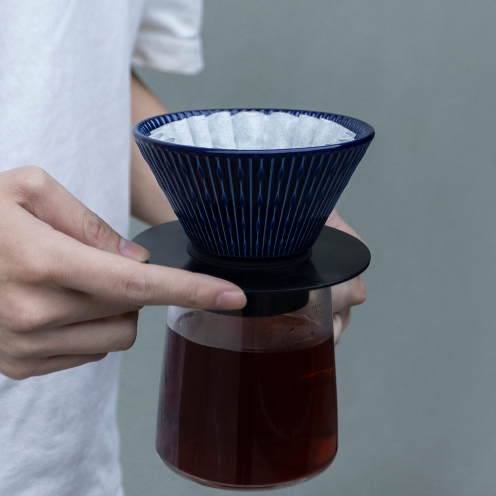 Dripper Flatbed Azul Escuro Loveramics – www.koacafes.com.br